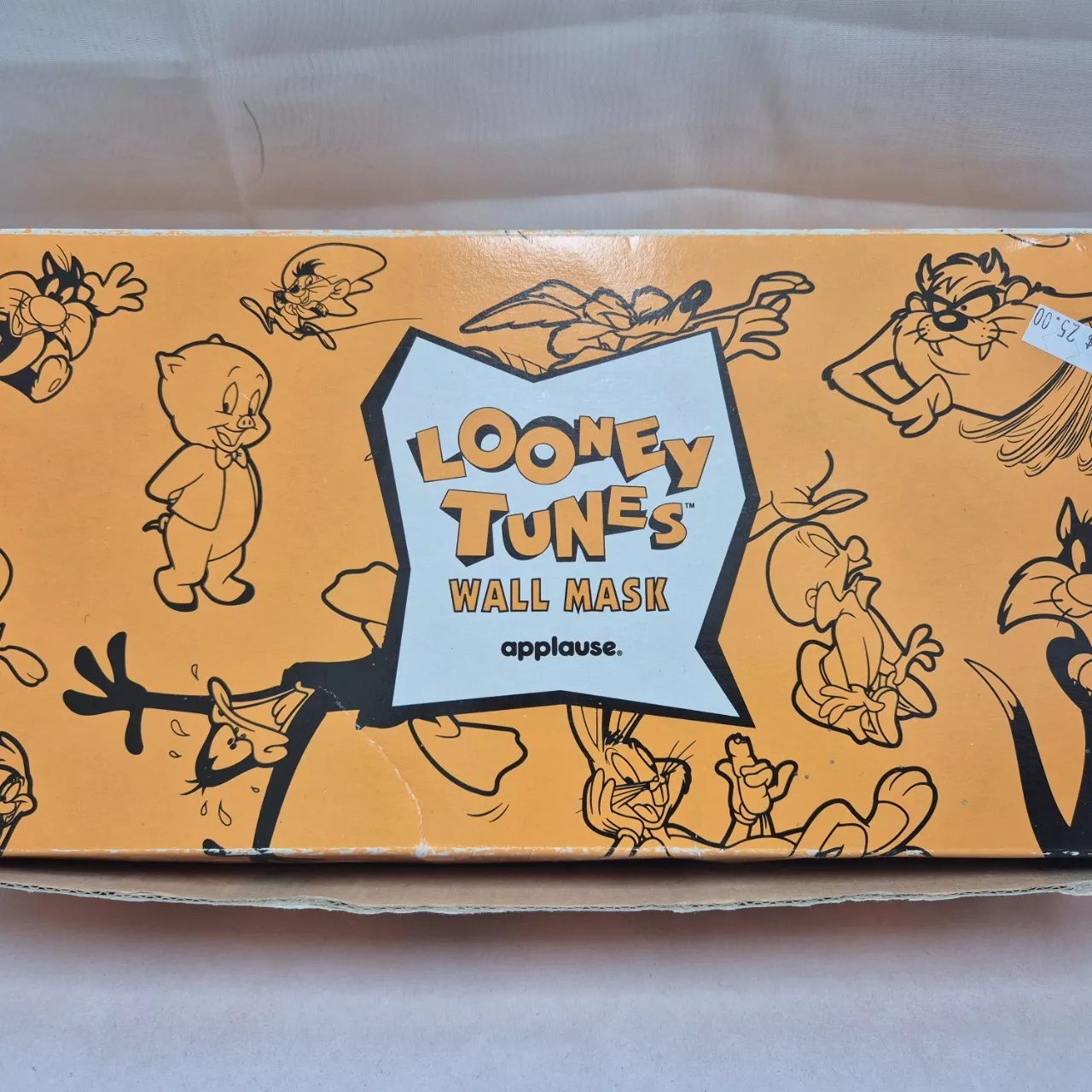 Vintage Looney Tunes Bugs Bunny wall mask - 1994.