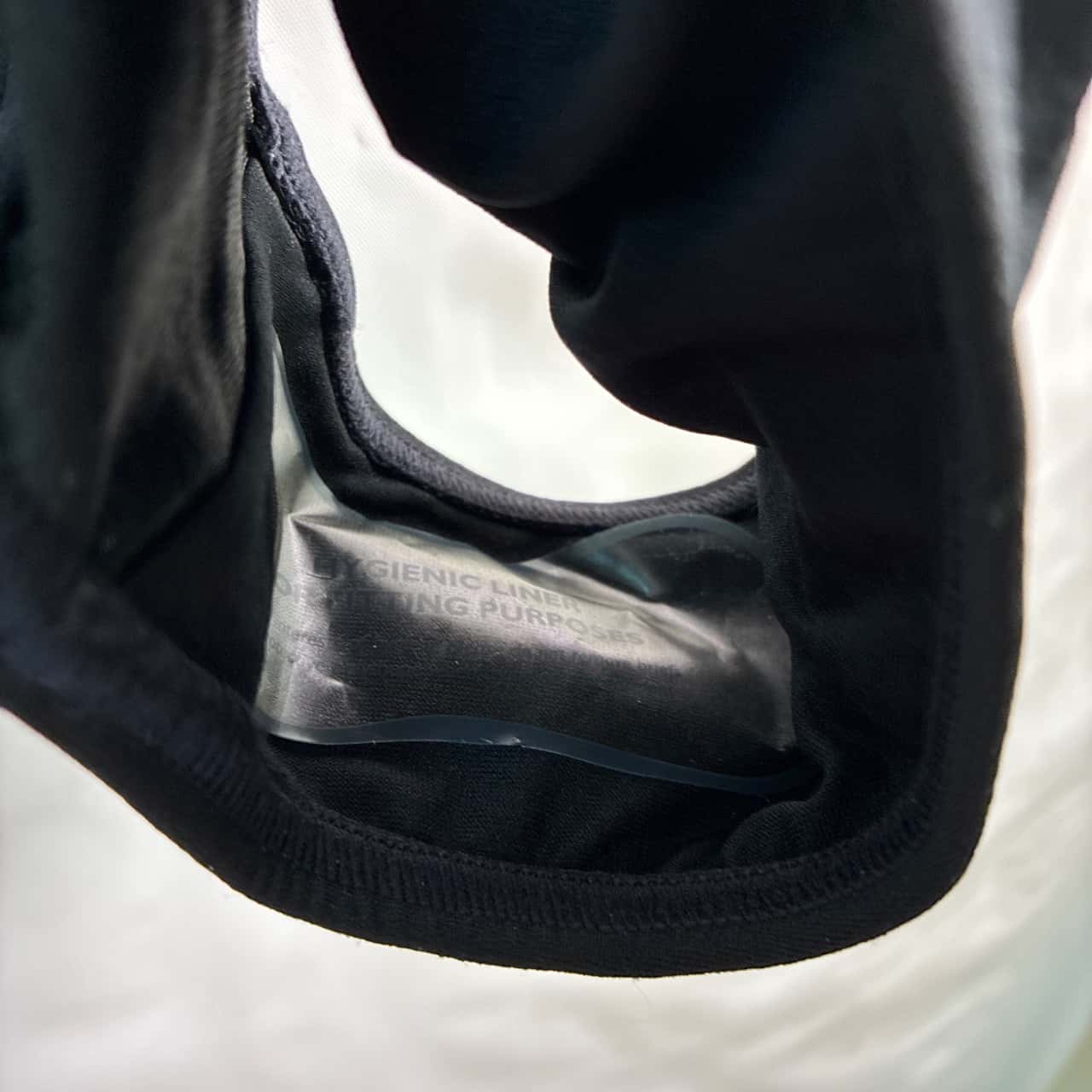 Speedo Womens Size 16 Onepiece Bathers Black (s)