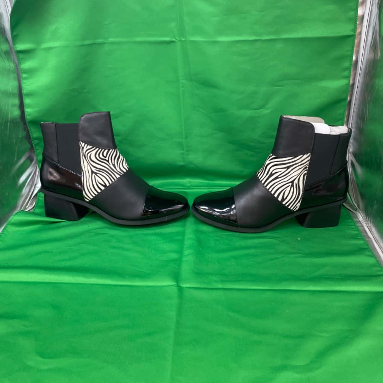 Isabella Boots Womens Size 40 Animal print / Black