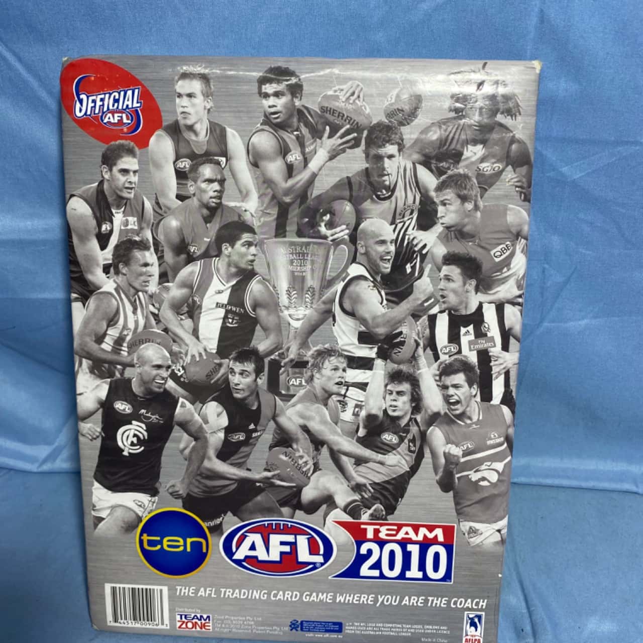 2010 AFL Teamcoach Official Album With Cards