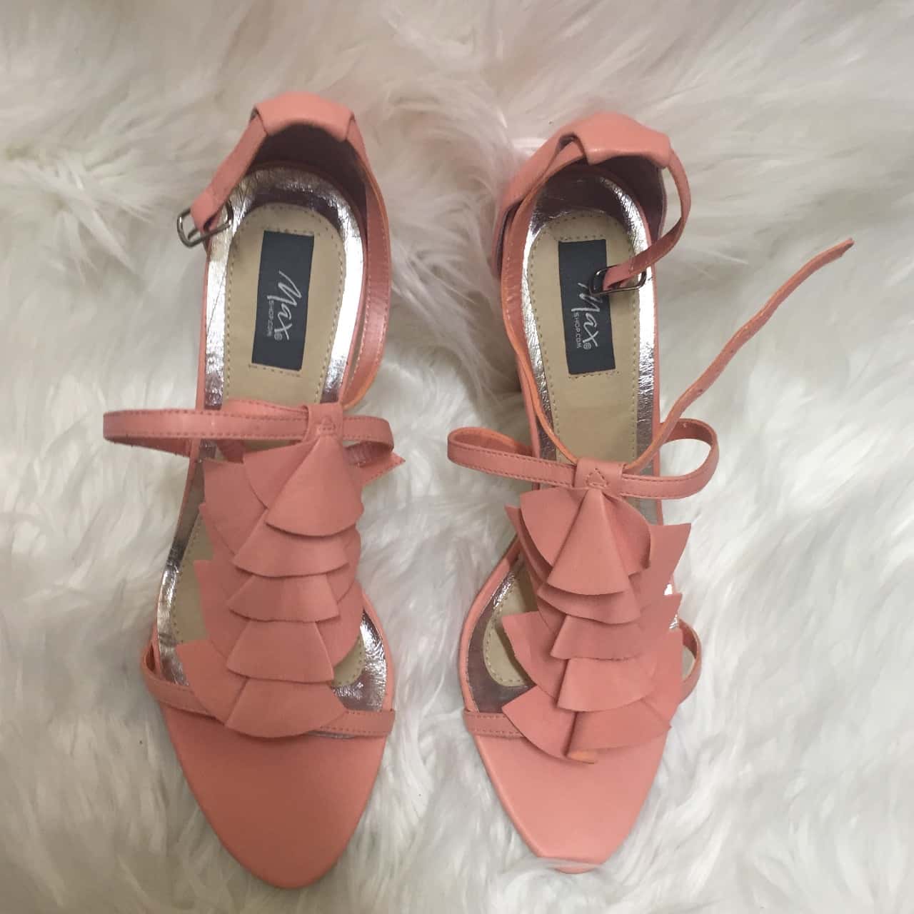 Peach Ruffle stiletto sandals, size 6(s)