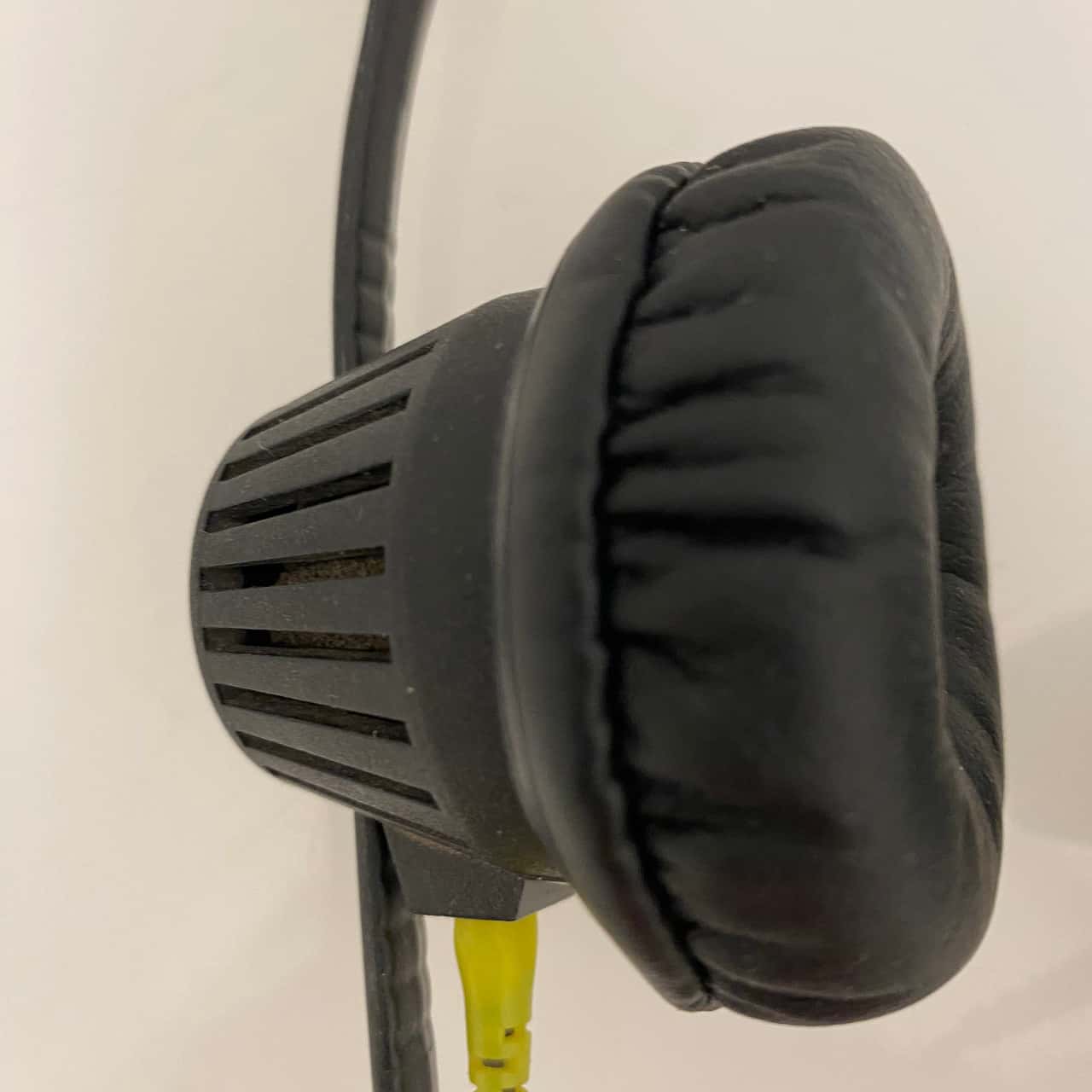 Sennheiser HD414 Headphones