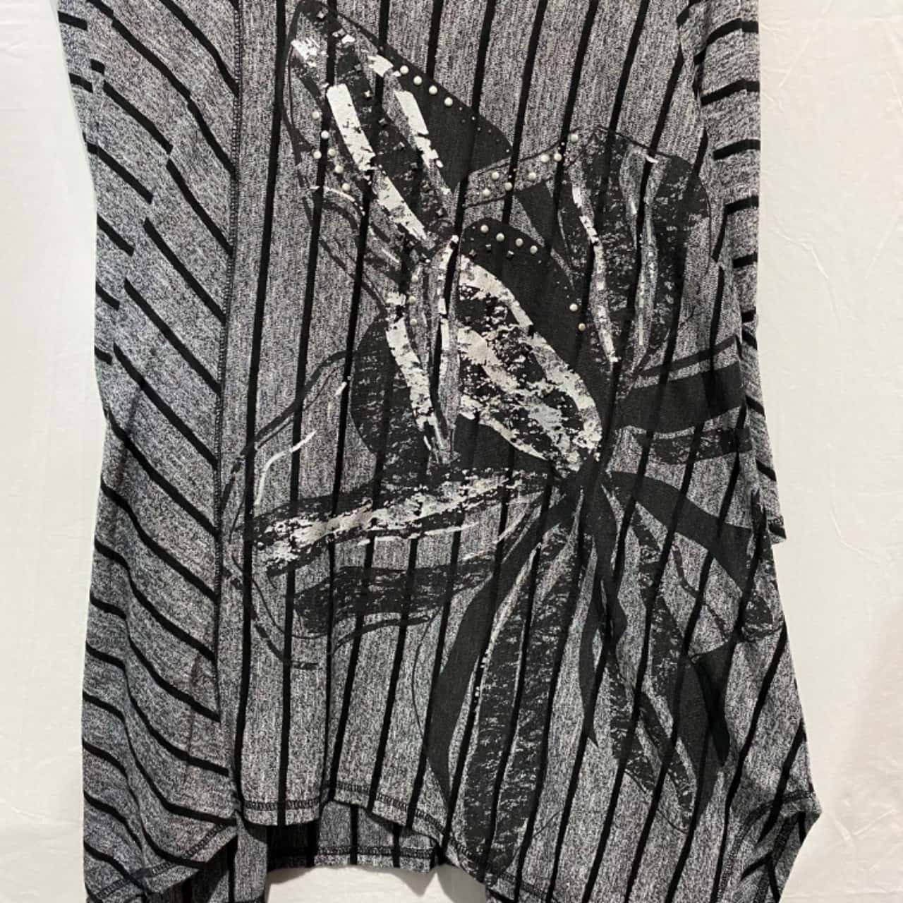Womens TS TAKING SHAPE "Line Up" Embellished Grey Top Brand New(s)