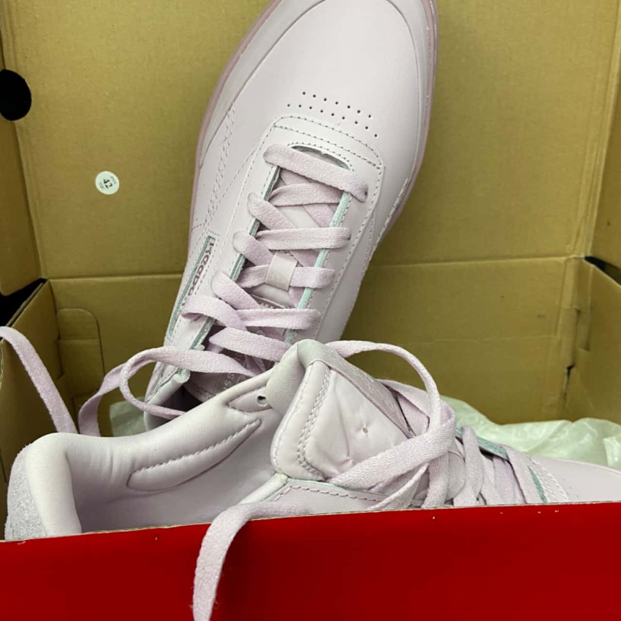 Reebok Womens Size 9 Pink