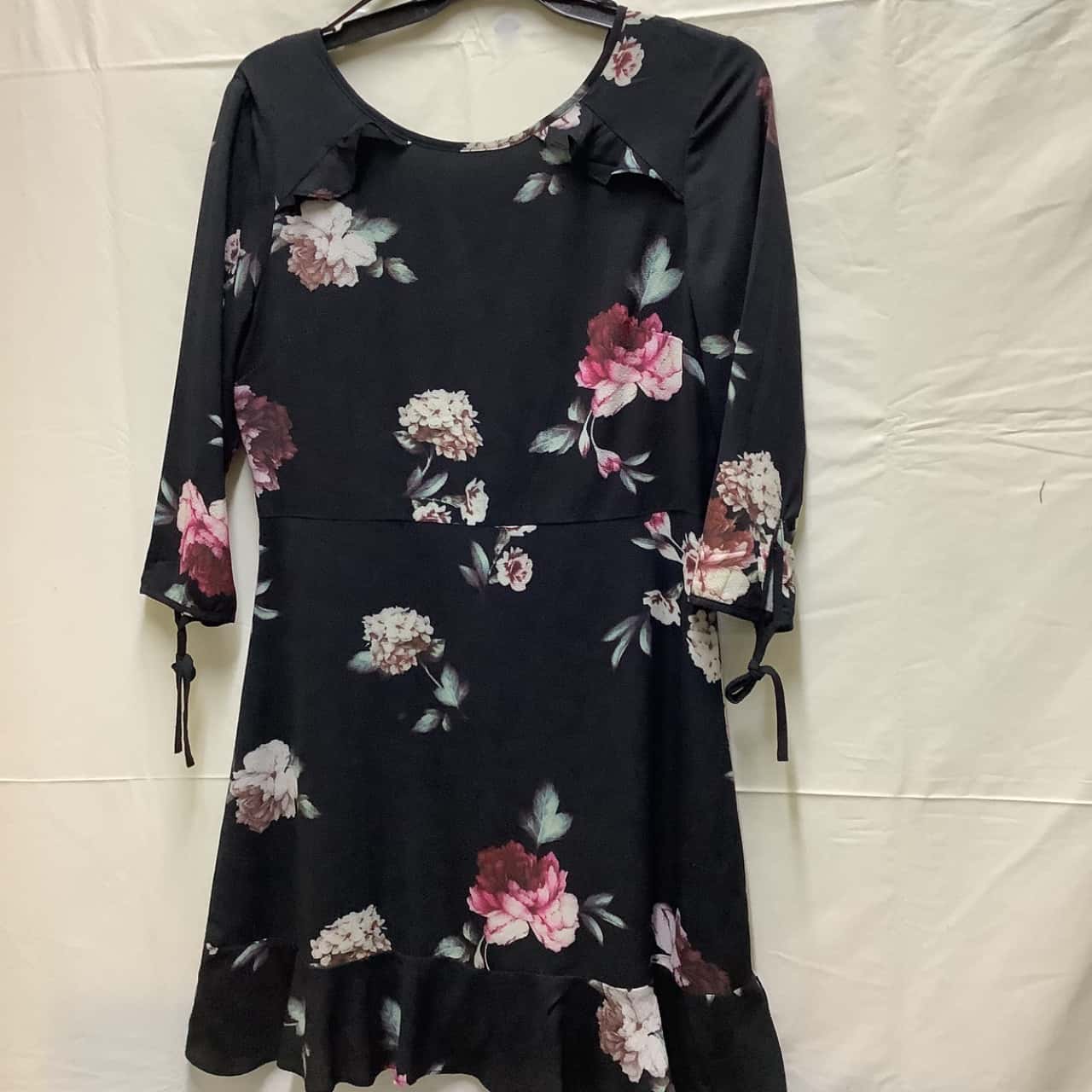 Sambara Women's Size 12 Floral Dress