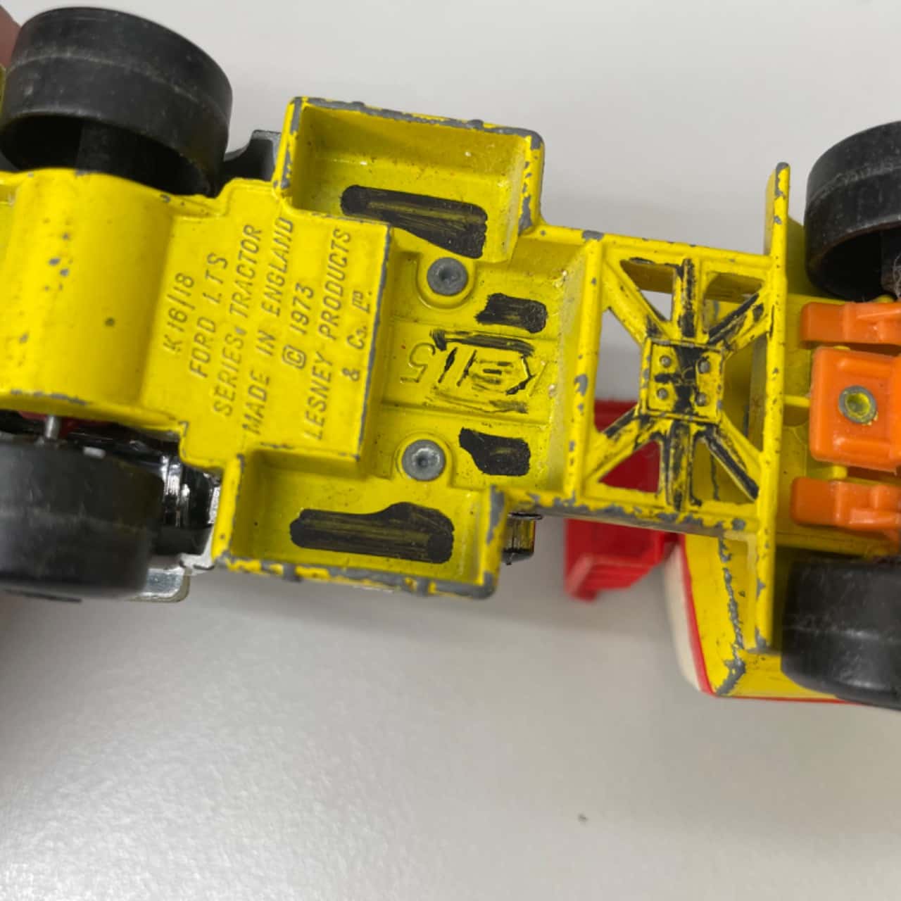 Shell Matchbox Super Kings K16/18 Ford LTS Series Tractor 1973