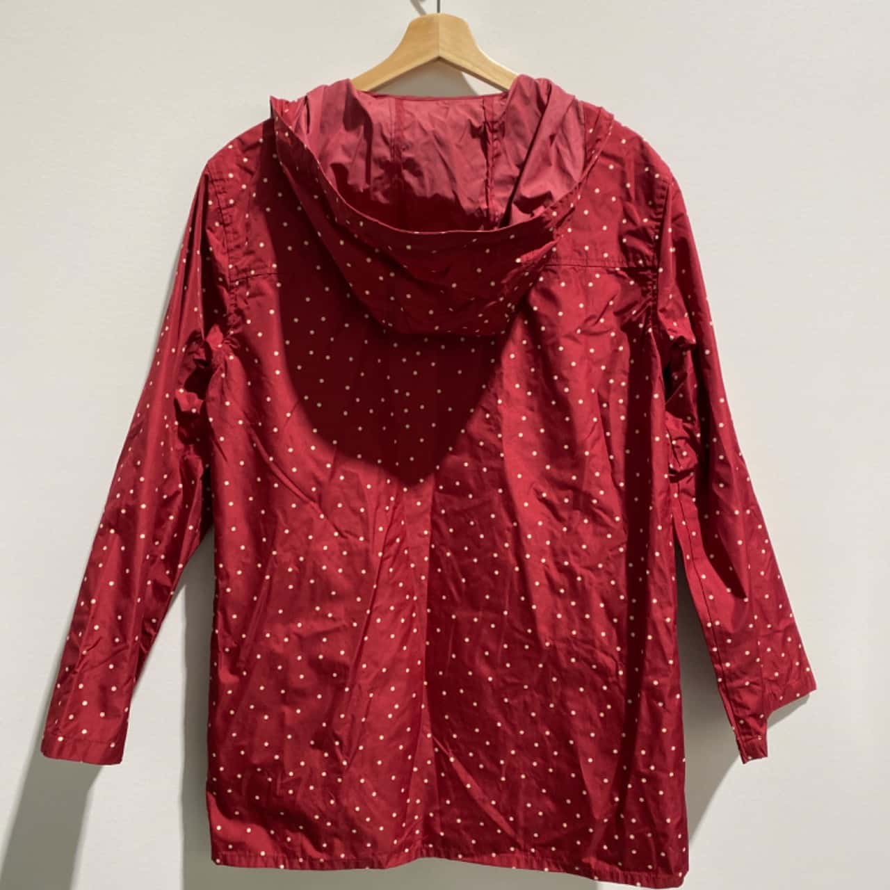 Princess Highway Womens Size M Hood Jacket / Raincoat Maroon / Polka Dot