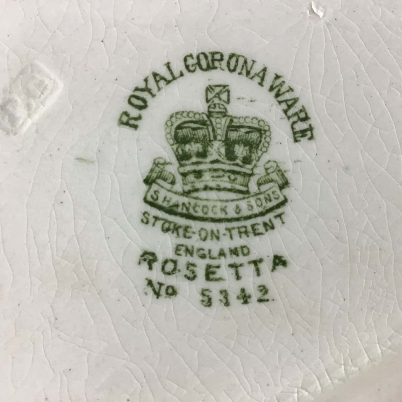 Vintage Royal Corona Ware "Rosetta" Pattern Fluted Edge Porcelain Bowl(s)