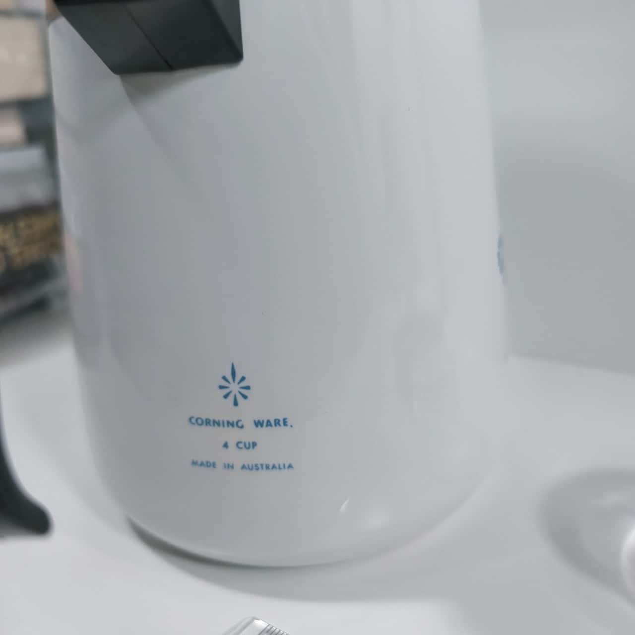 Corning Ware 4 Cup Coffee Pot Pitcher With Glass Lid and Inner - Strainer