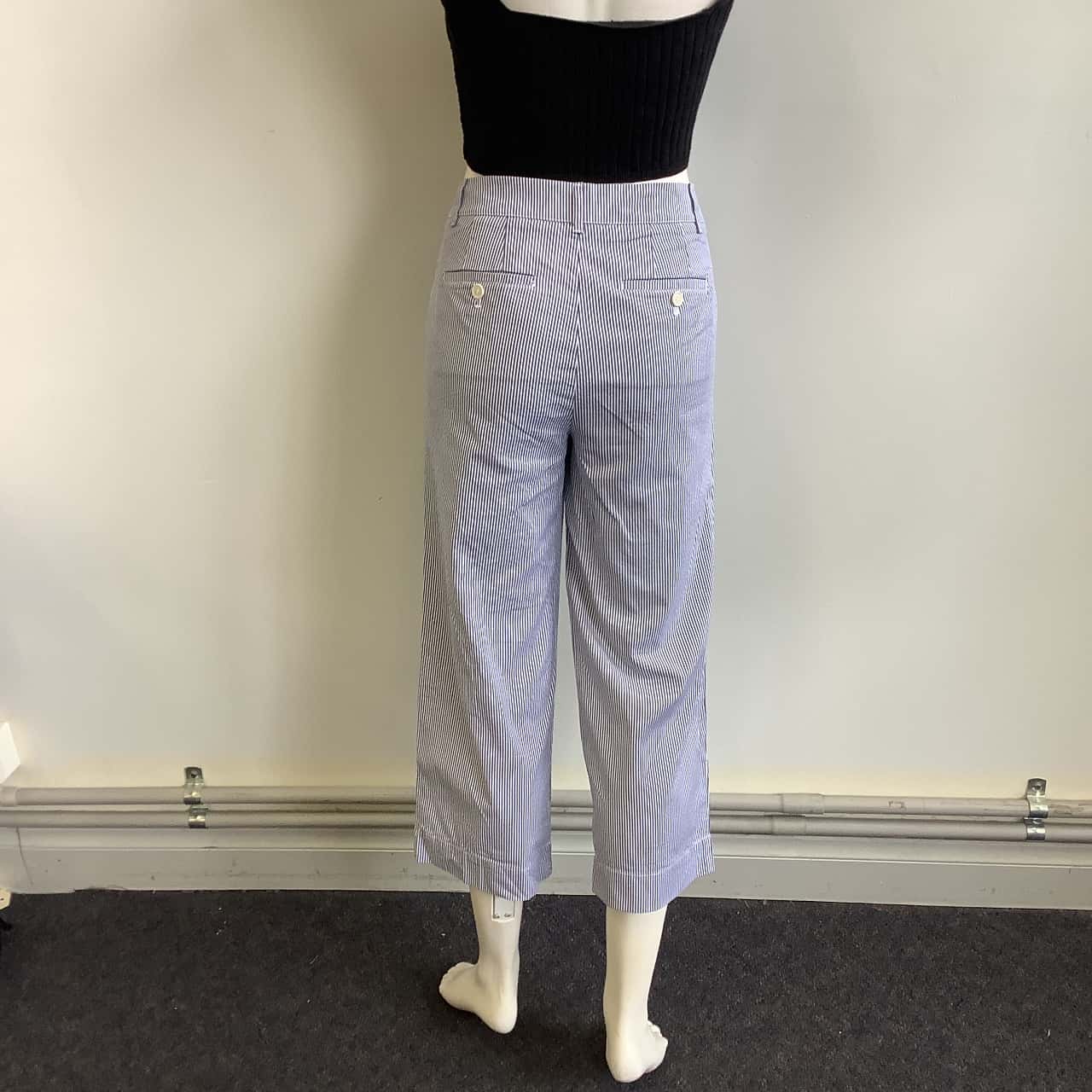 Talbots Women's Size 10 Capris Blue & White Striped (s)