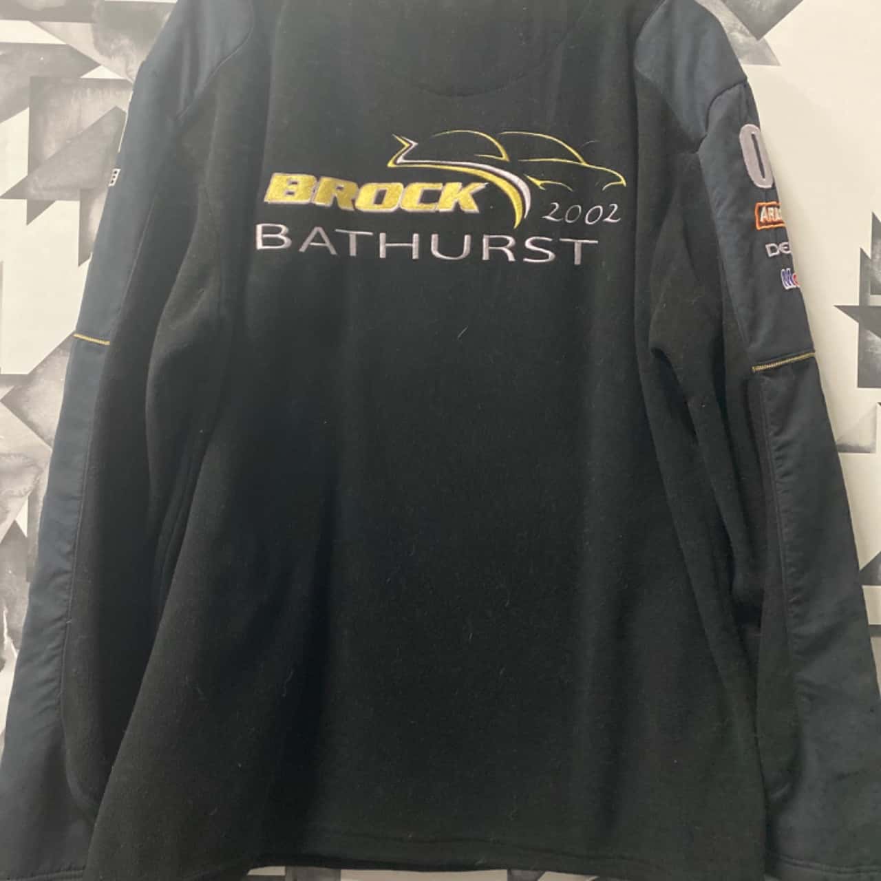 Brock Racing Size L Black jumper (s)