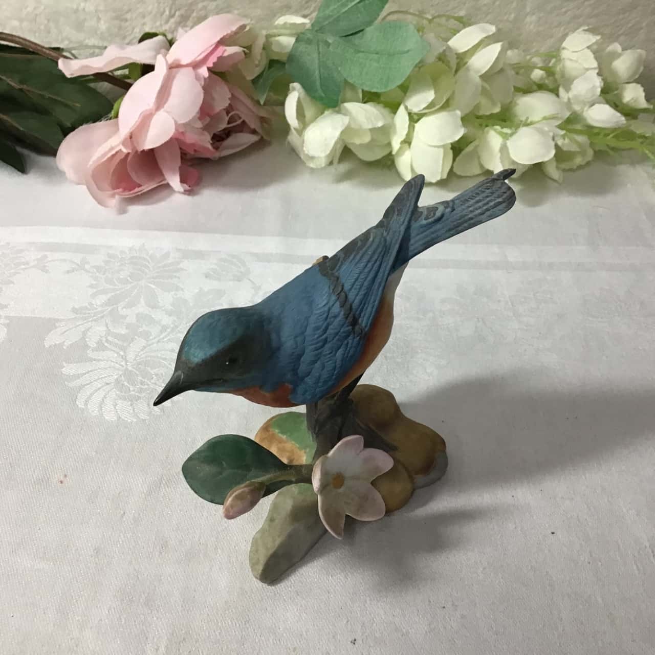 Eastern Bluebird The Franklin Mint Fine Porcelain Bird Figurine