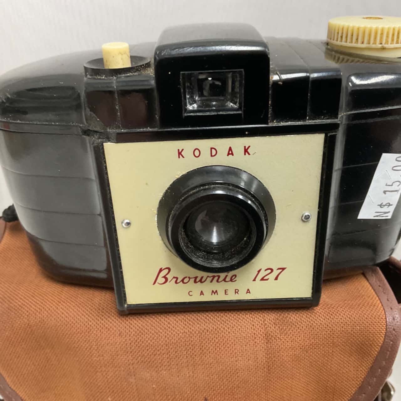 Vintage Kodak Brownie 127 Camera with Case - 50’s/60’s(s)