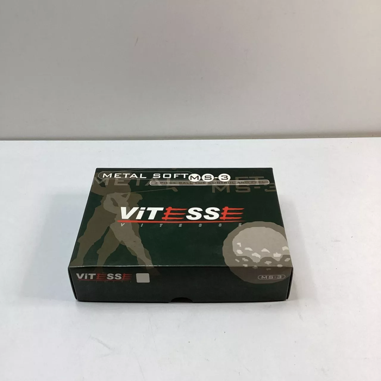 VITESSE 12 Pack Golf Ball Set - New Without Tags | Salvos Stores