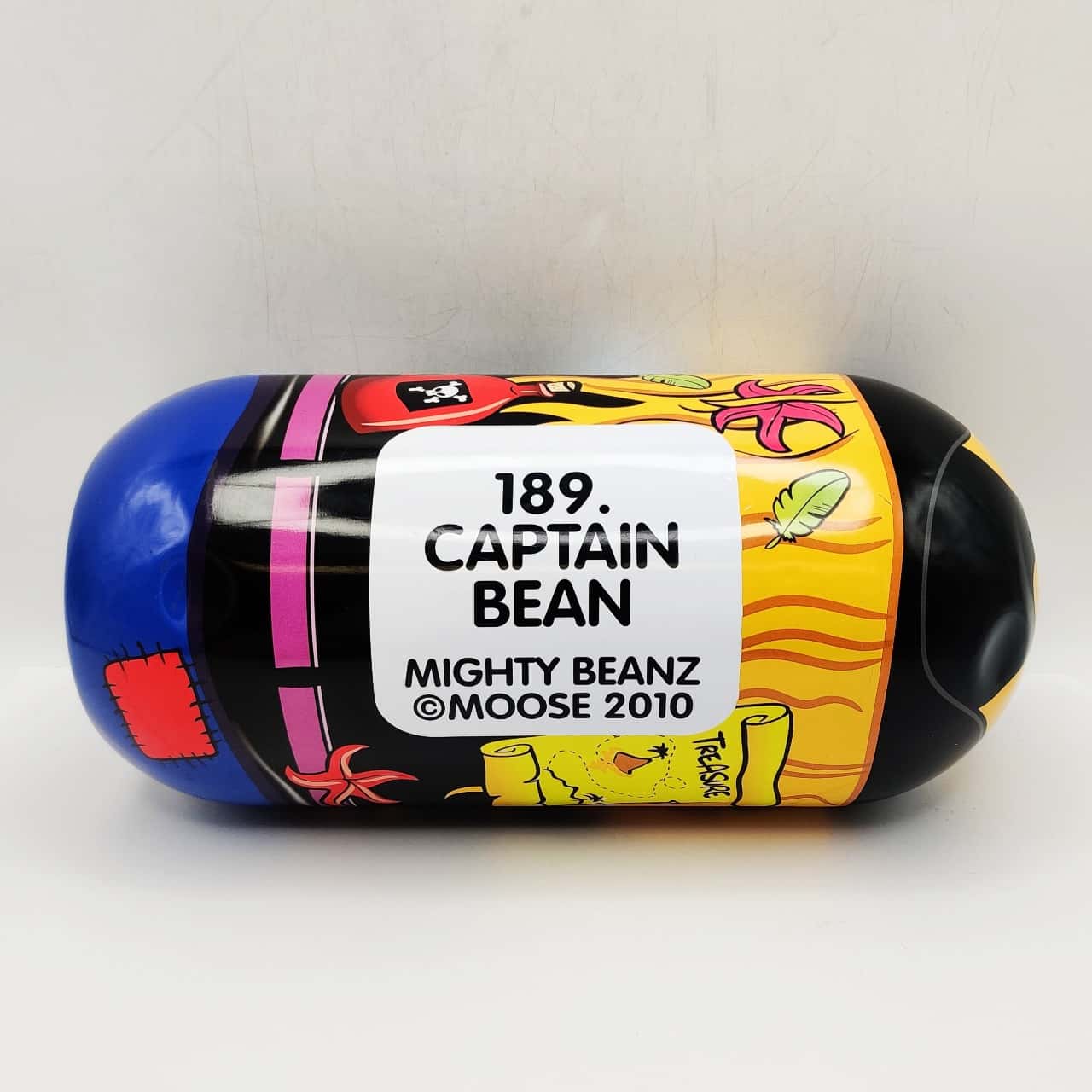189. Captain Bean Mighty Beanz Moose 2010 Tin with 14 Beans