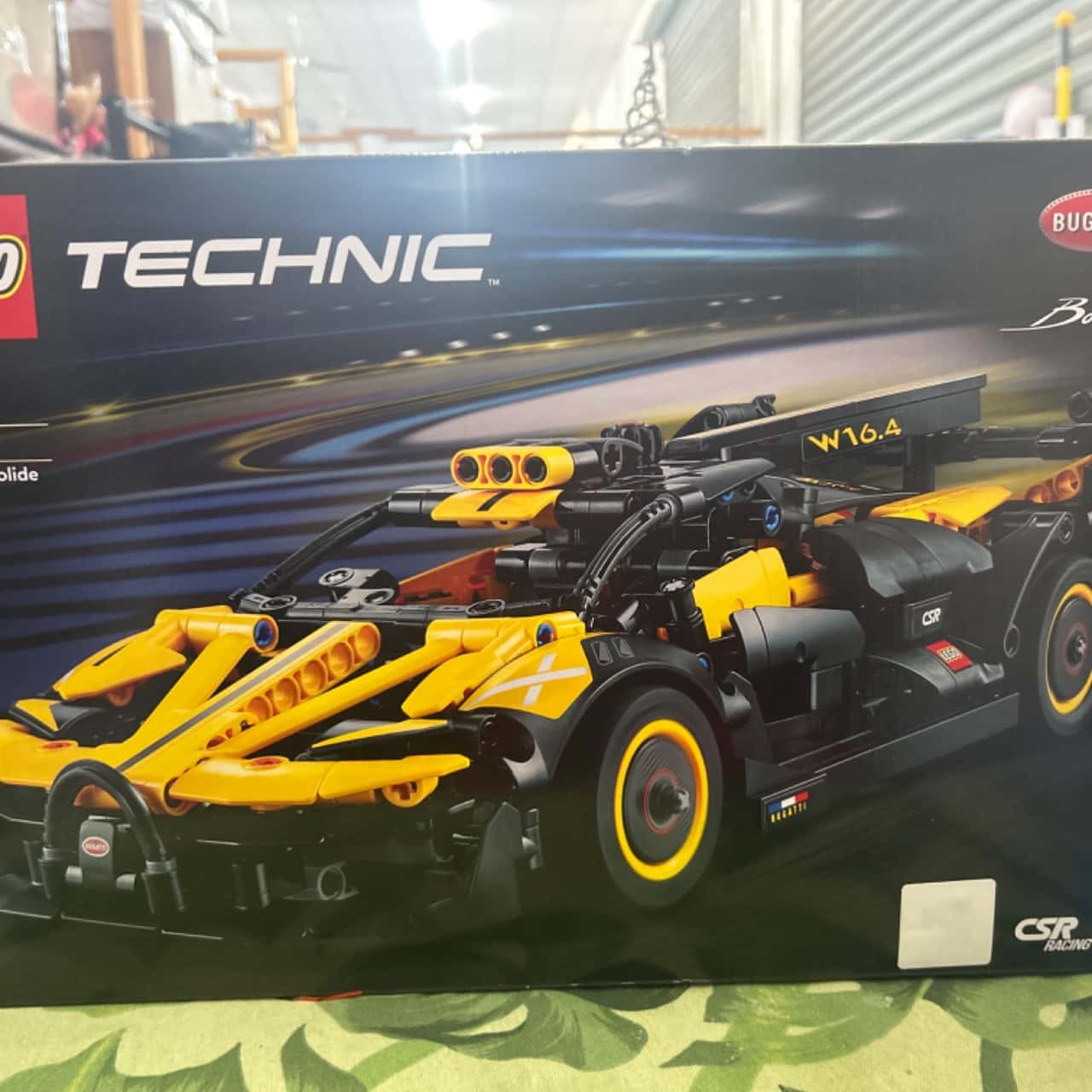 LEGO 42151 Technic Bugatti Bolide Racing Car Model W16 Engine Scissor ...