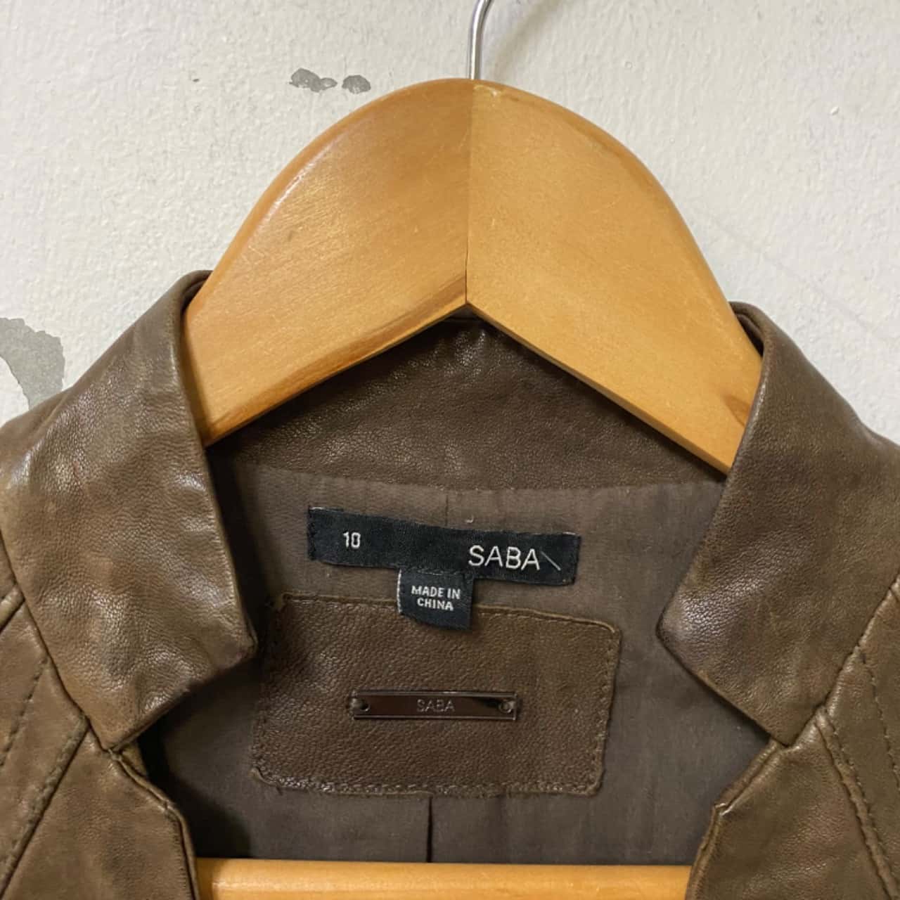 Saba Womens Size 10 Cropped Leather Brown (s)