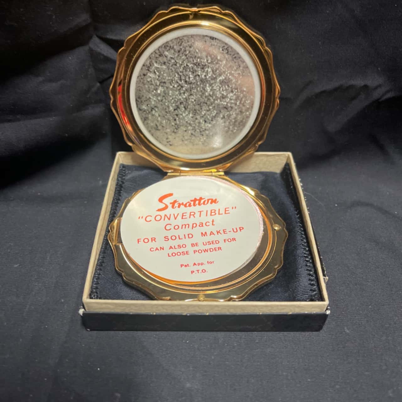 Stratton Convertible Vintage Enamelled Rose Compact (s)