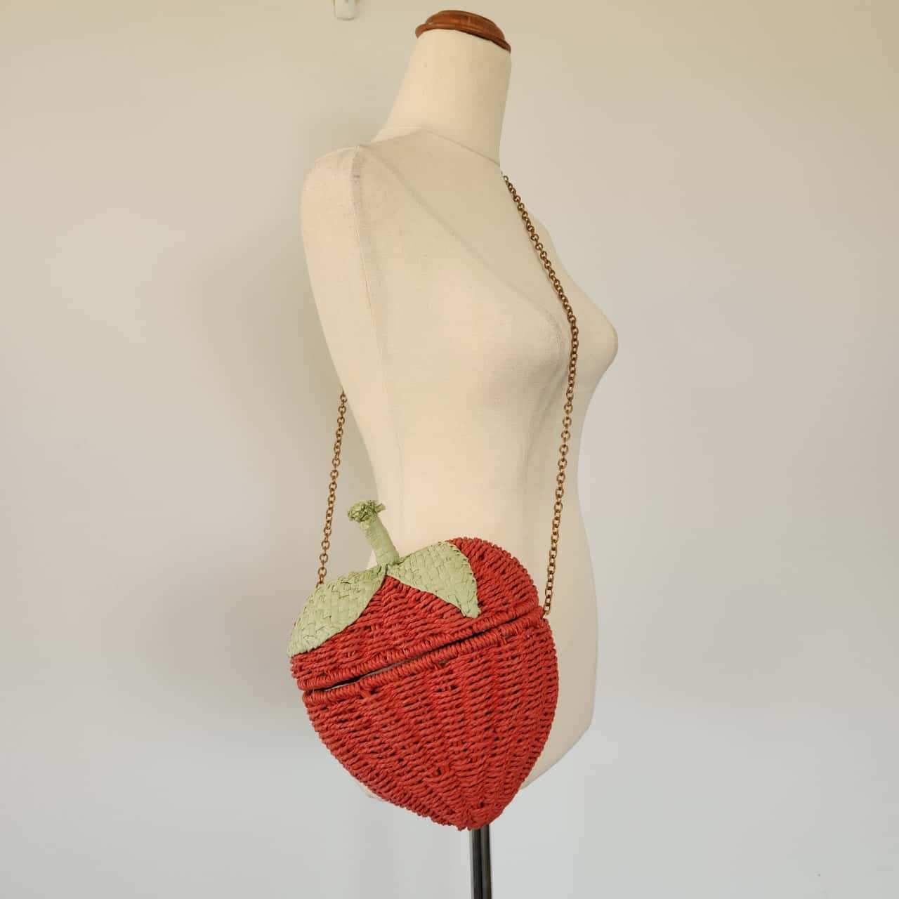 Strawberry Shaped Cross Body Bag Paper and Cotton(s)