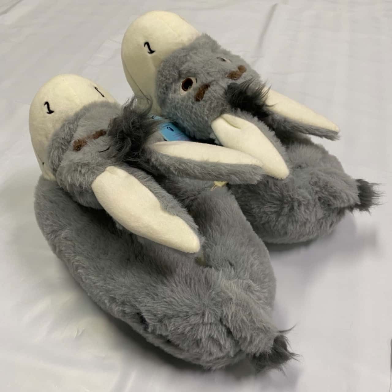 BNWT Peter Alexander Women’s Size M Dreamworks Donkey Slippers (s ...