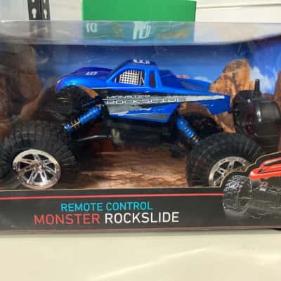 Sharper Image remote control monster rockslide s