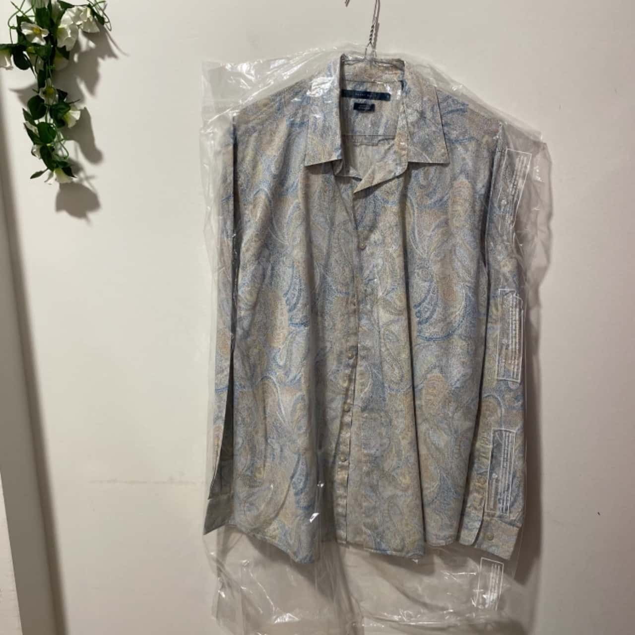 Perry Ellis Mens Size L Shirt