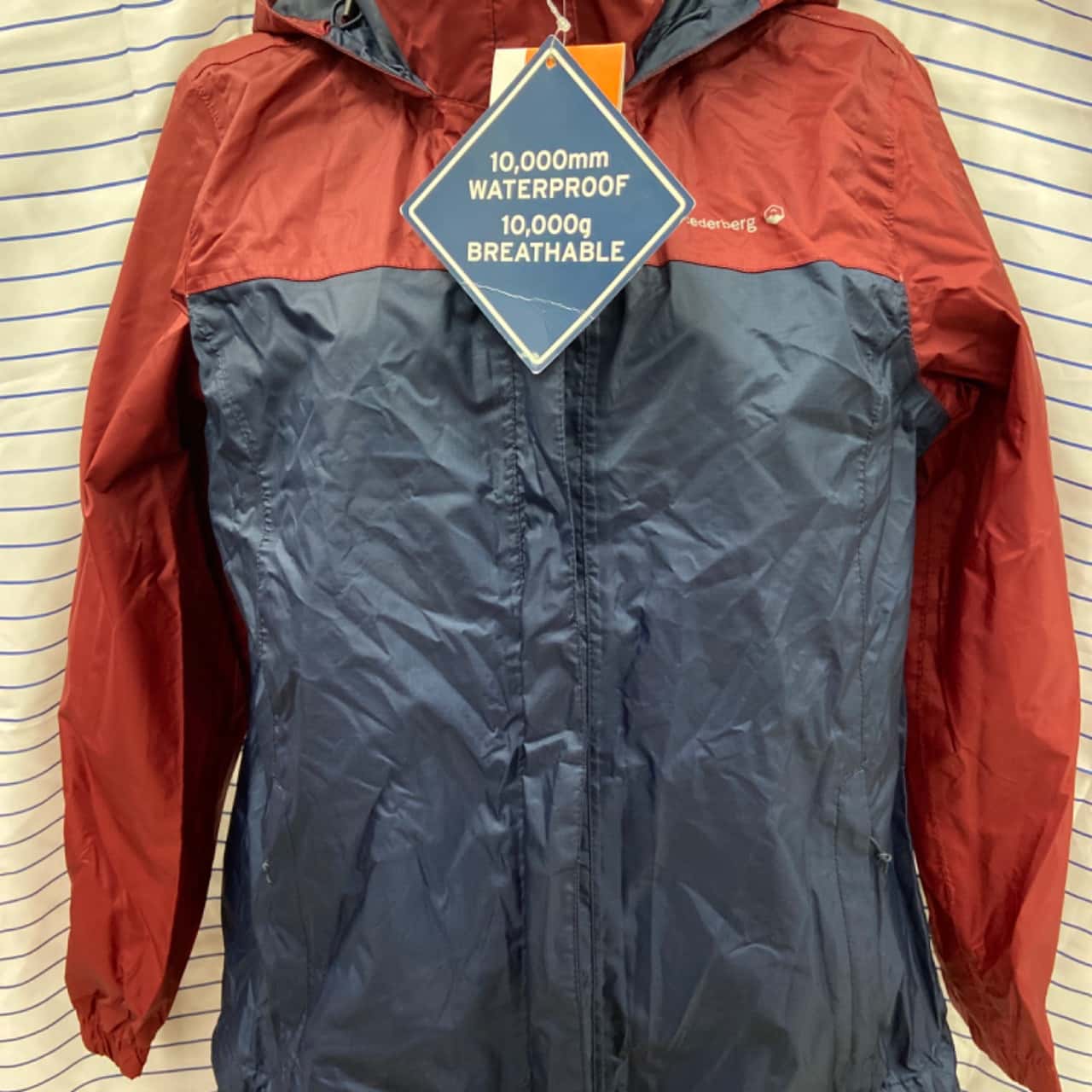 REDUCED Cederberg kids size 16 rain jacket (s)