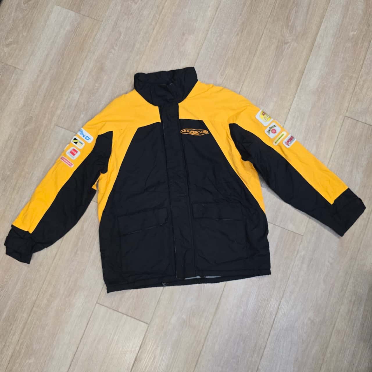 Vintage V8 Supercars Australia - Official Licensed Product - Zip Up ...
