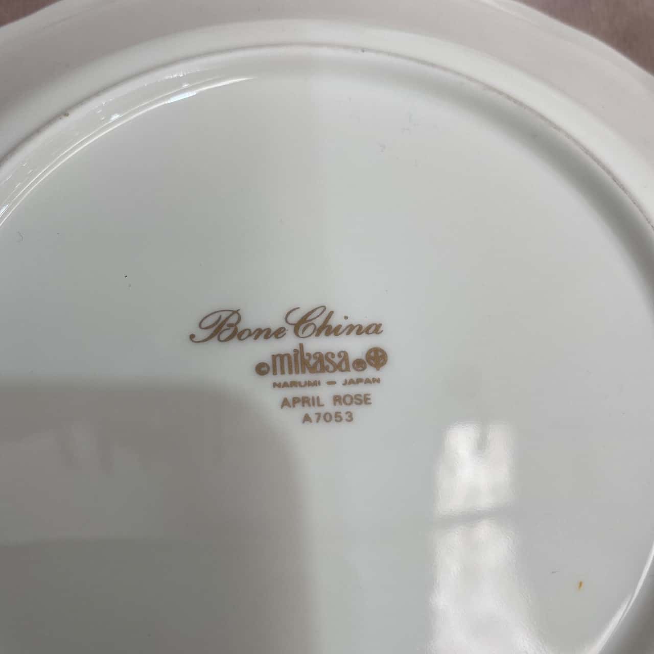 Mikasa April Rose 9 Piece Crockery Set