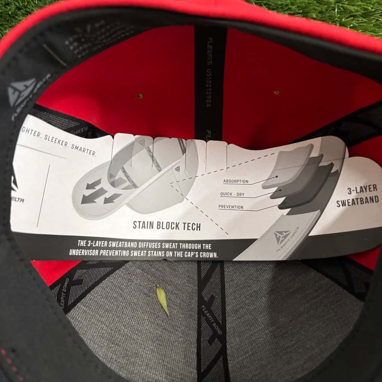 Flexfit Delta Red Cap Size S-M