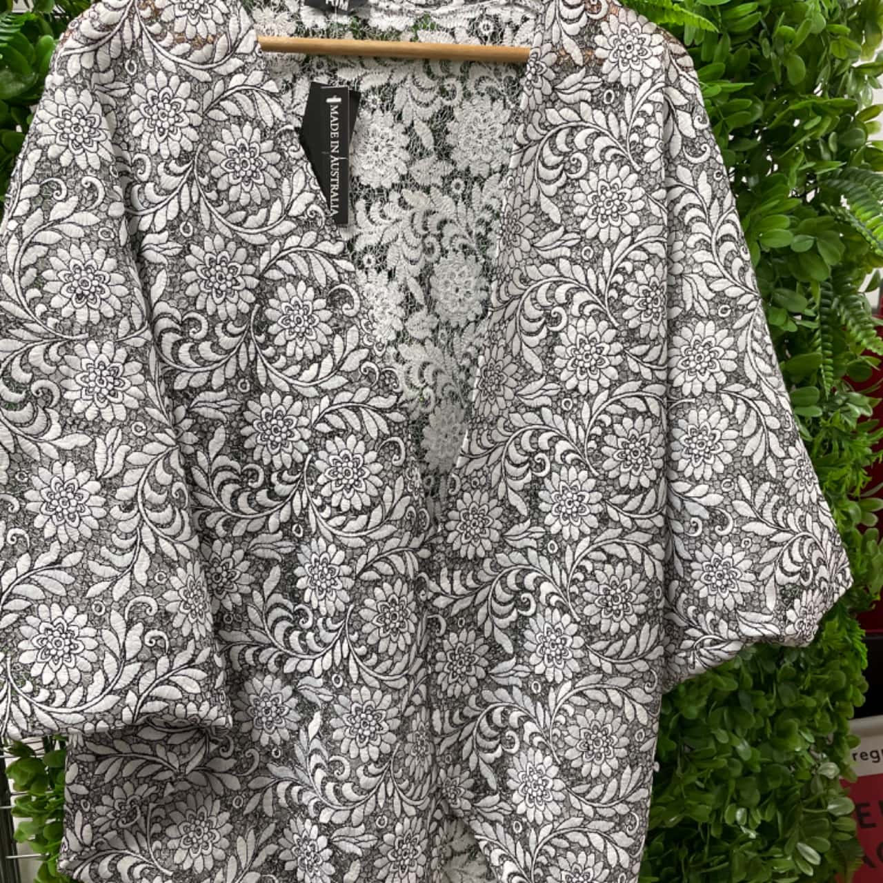 RTM Womens Size 22 Grey / Pattern / White