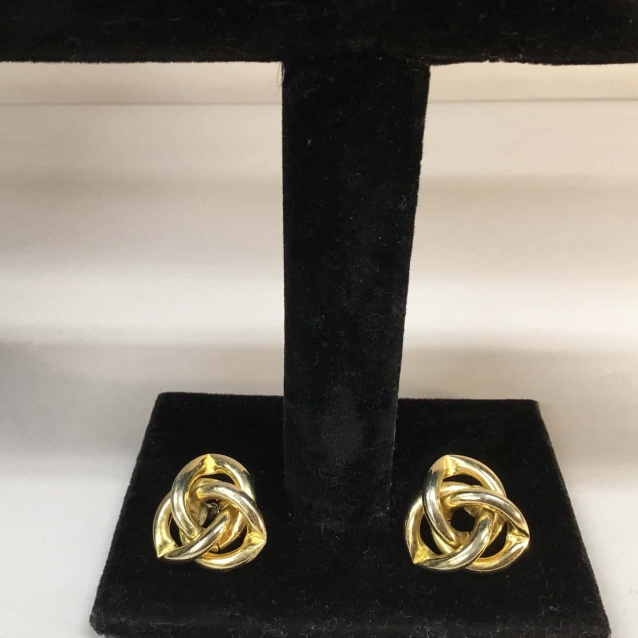 Glorious Gold Tone Stud Earrings (s)