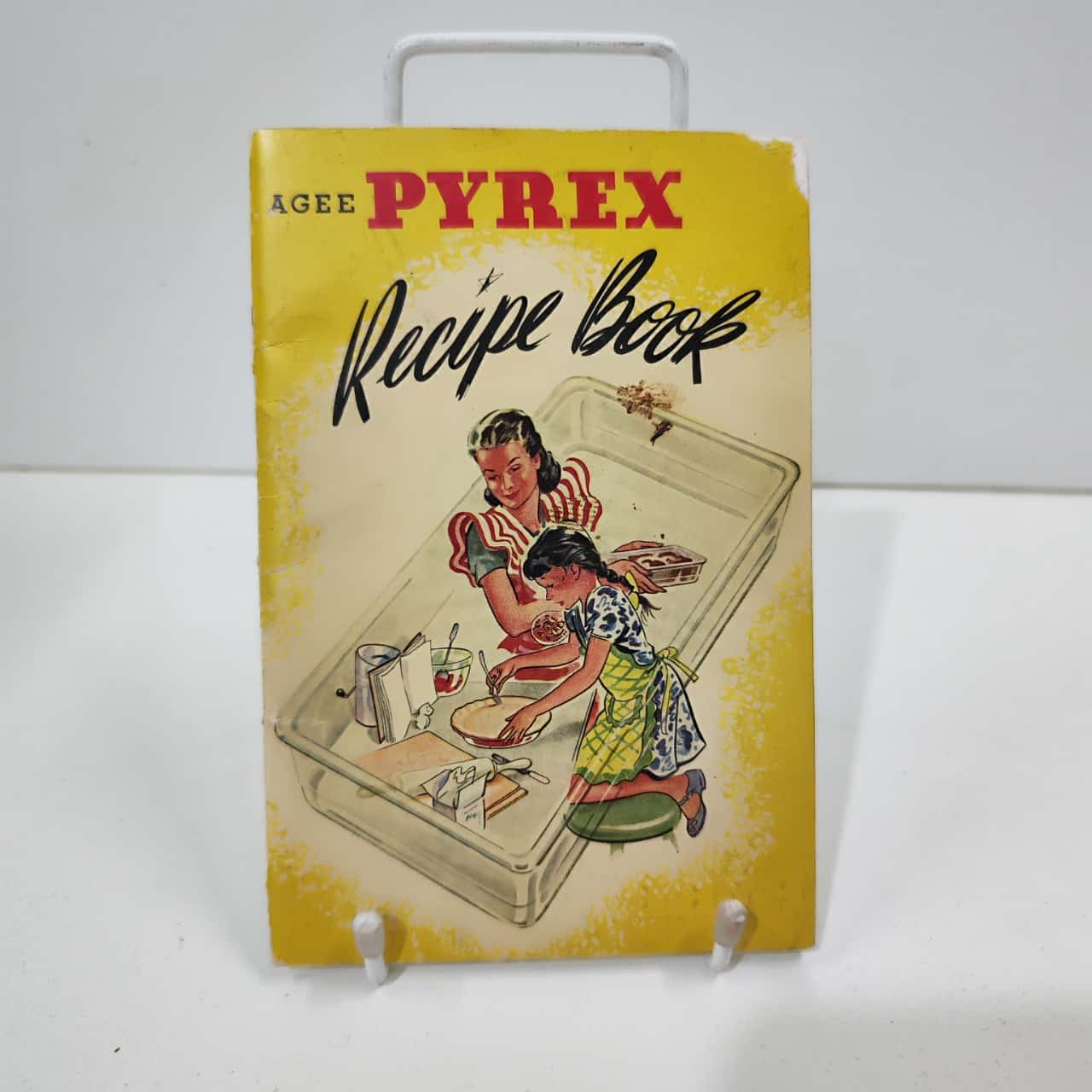Pyrex Recipe Book Vintage (s)