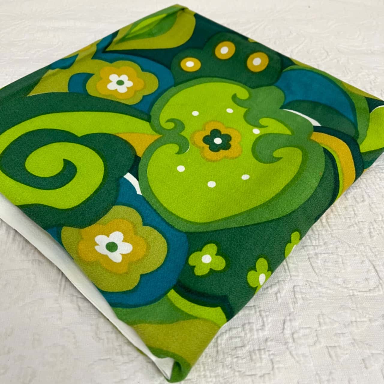 Vintage Green pattern square table cloth-123cm x 223 cm(s)