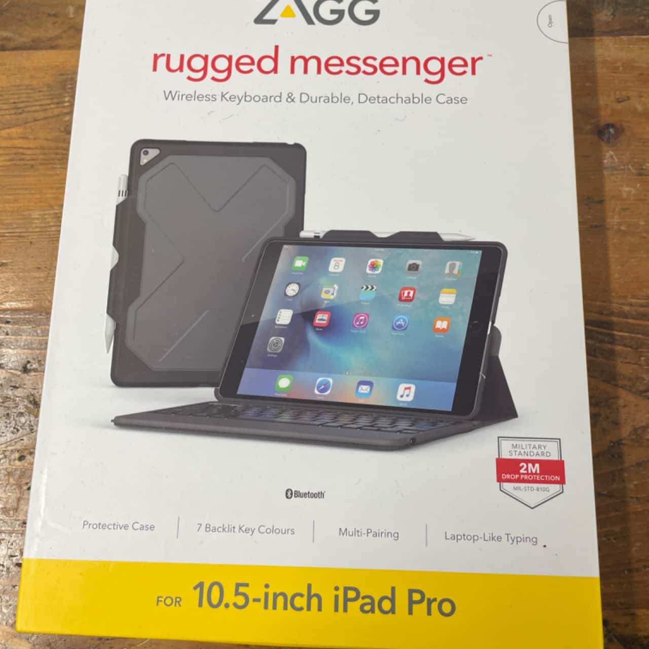 Zagg Wireless Keyboard and detachable case (s)