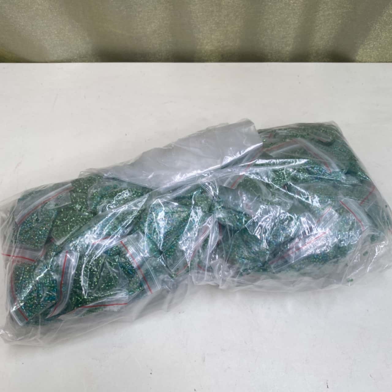 Assorted Green Glass Beads (s)