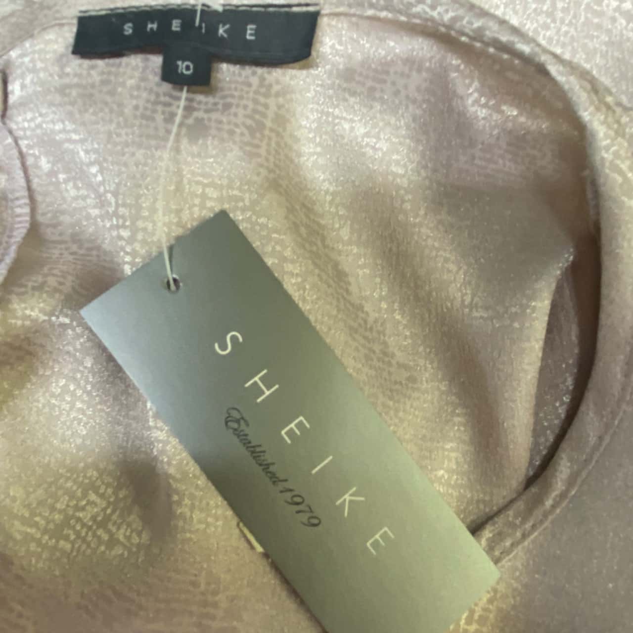 Sheike /Womens /Size 10 /Cocktail Dress / Mini Dress Beige / Silver (s)