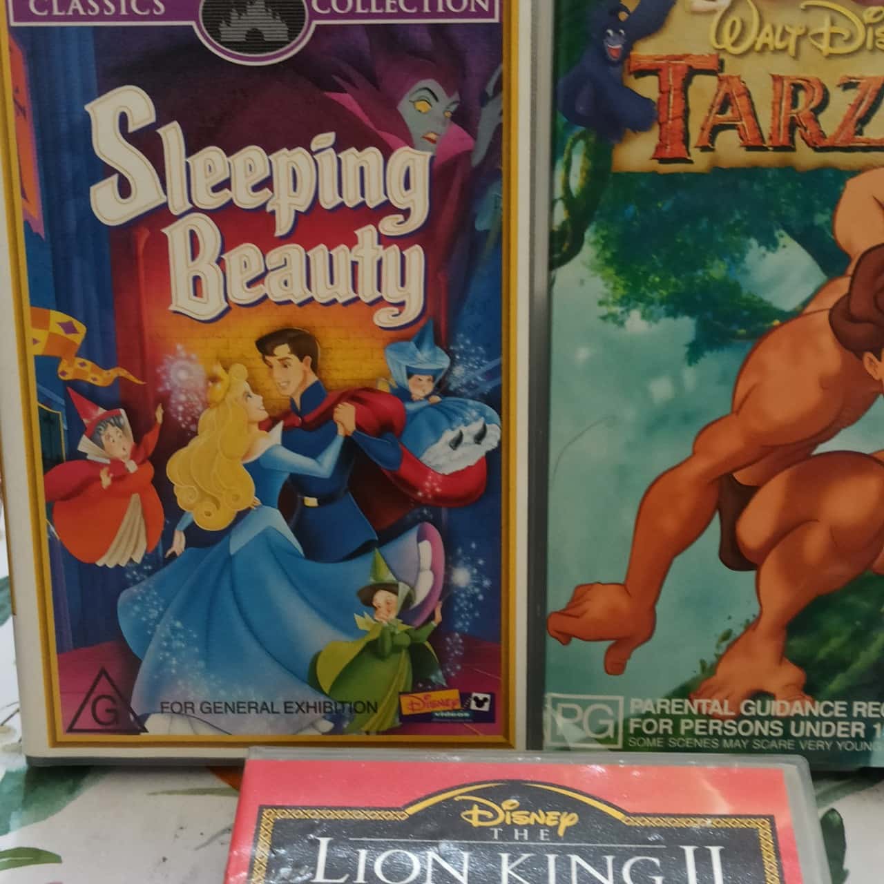 VHS Disney Tape Bundle X 3 Lion King II, Tarzan & Sleeping Beauty