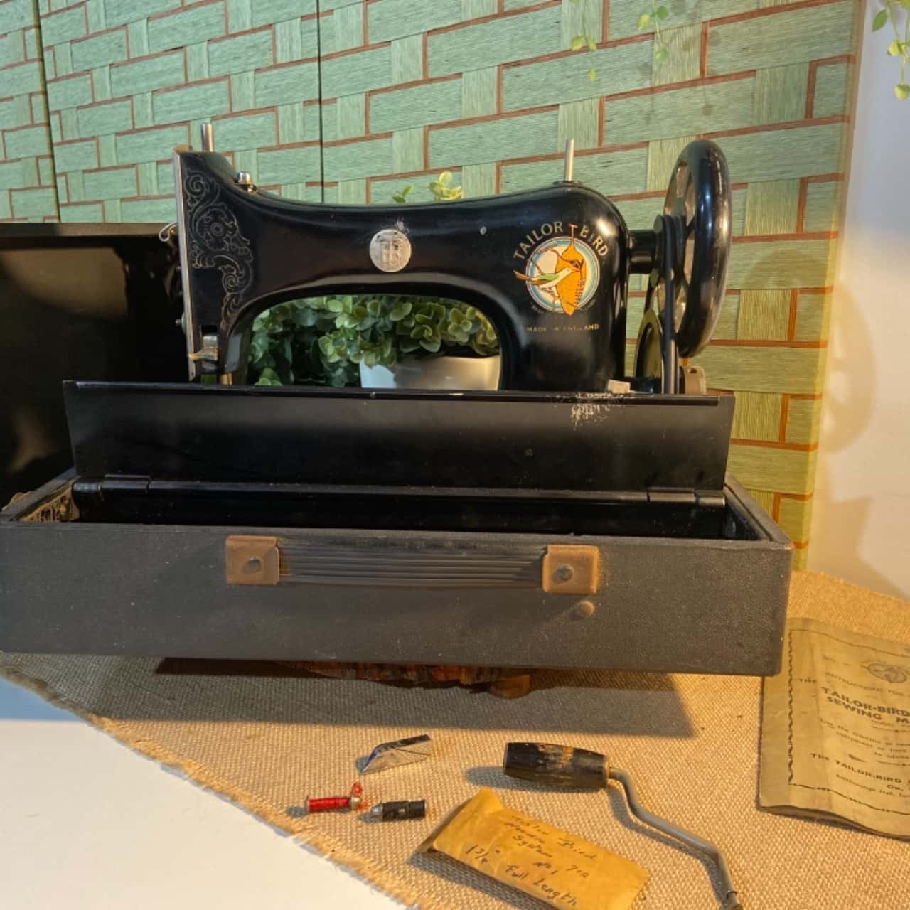 Tailor Bird Hand Sewing Machine