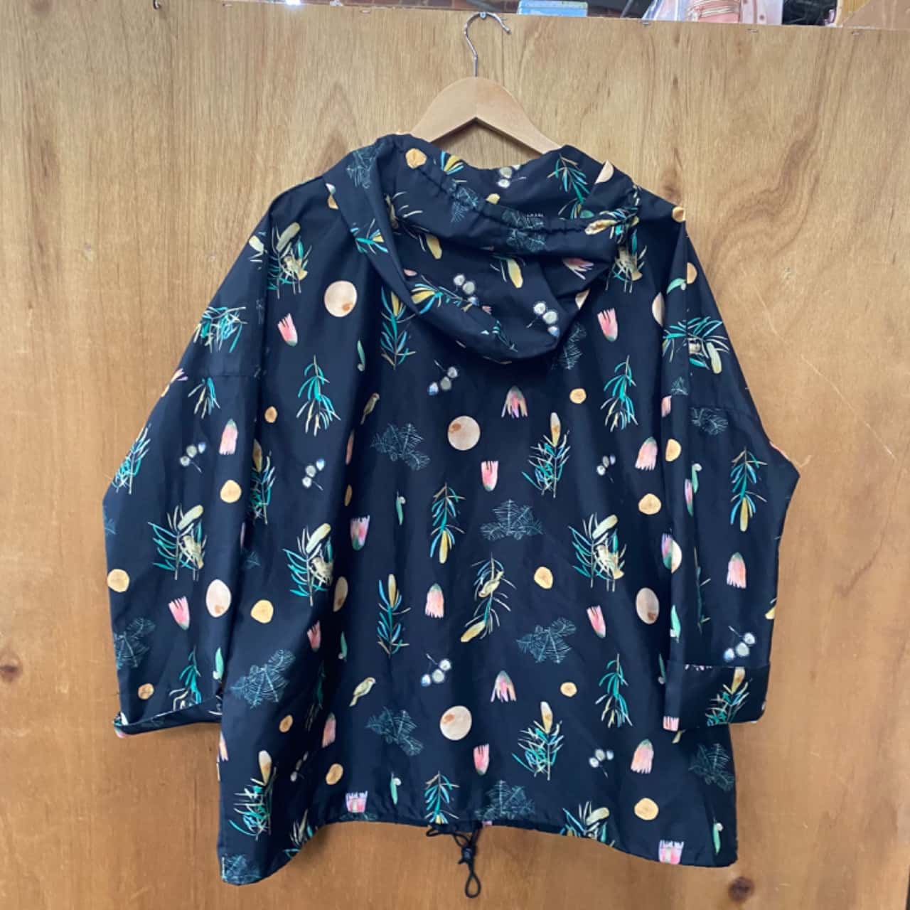 Dena Kinter x Gorman Black Print Rain Jacket Size S/M (s)