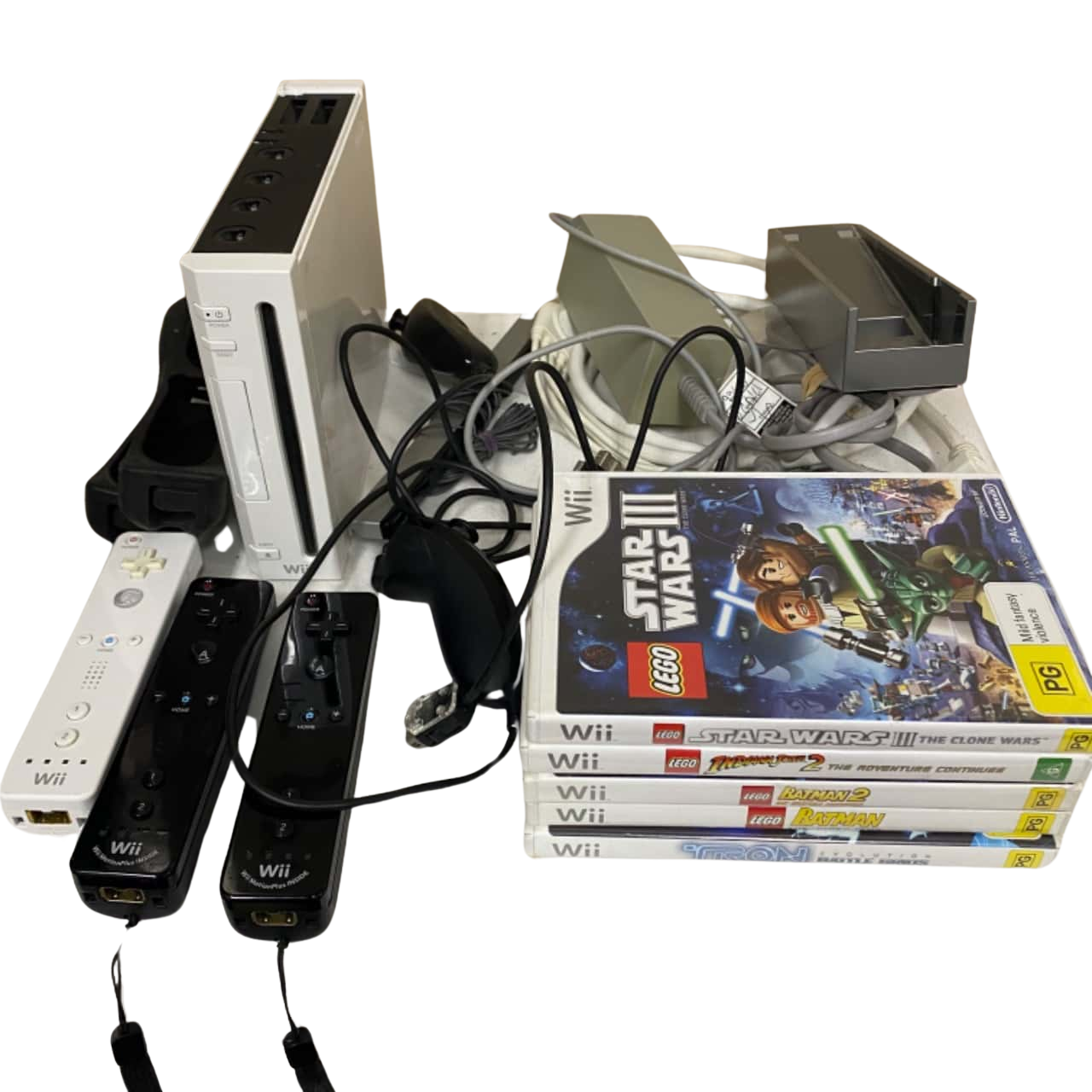 Nintendo Wii Bundle with Games(s)