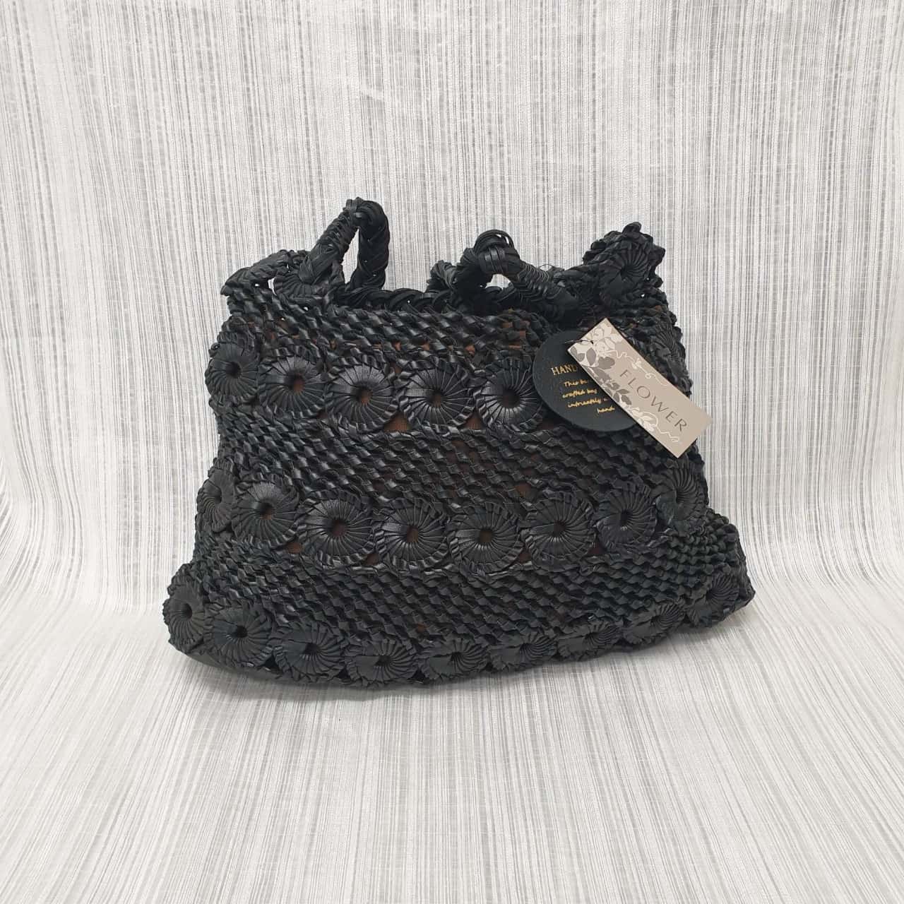 Stunning Flower Brand Leather Hand Weave Handbag/Tote With Draw String ...