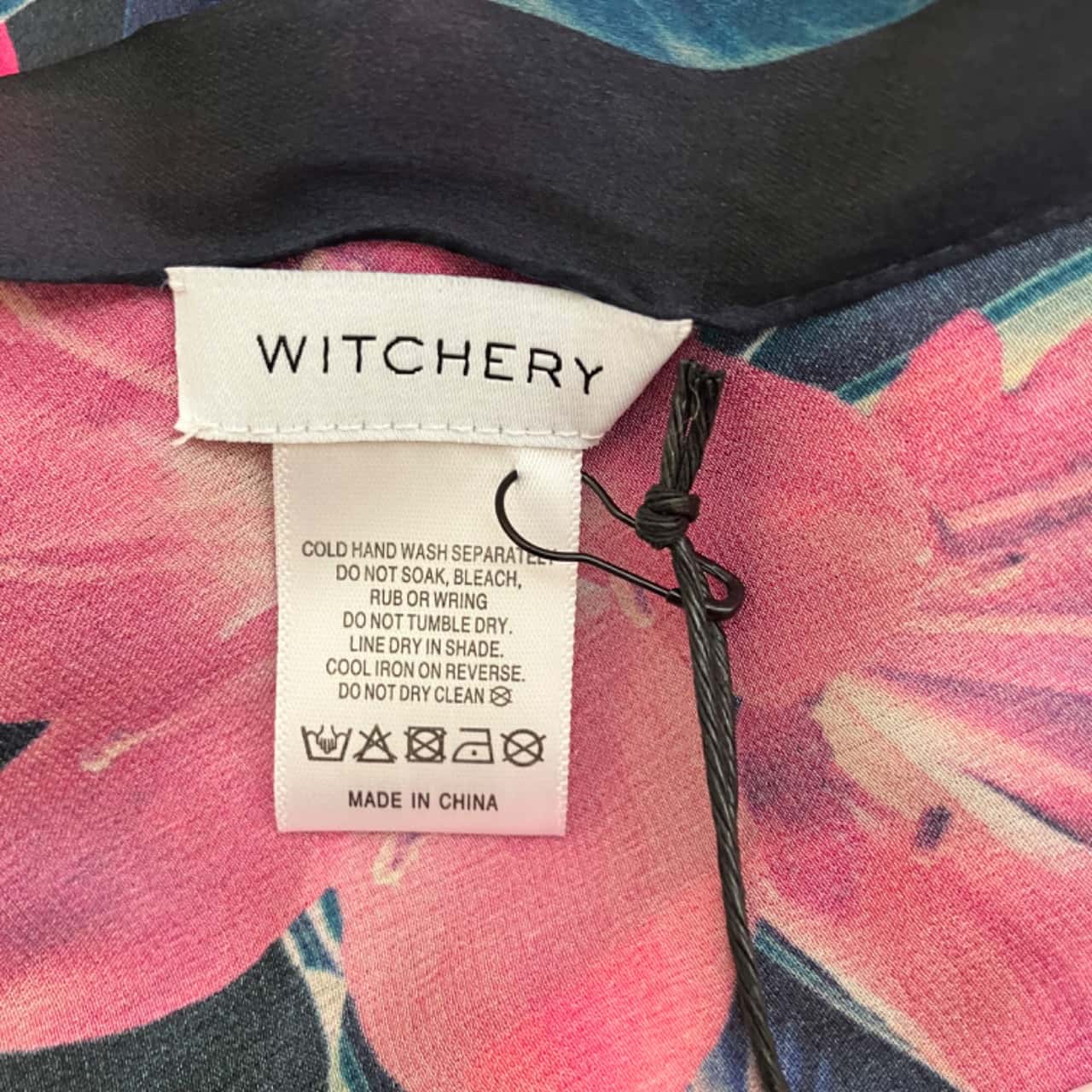 Witchery Womens Size One Size Floral / Green / Navy Blue / Pink / Purple