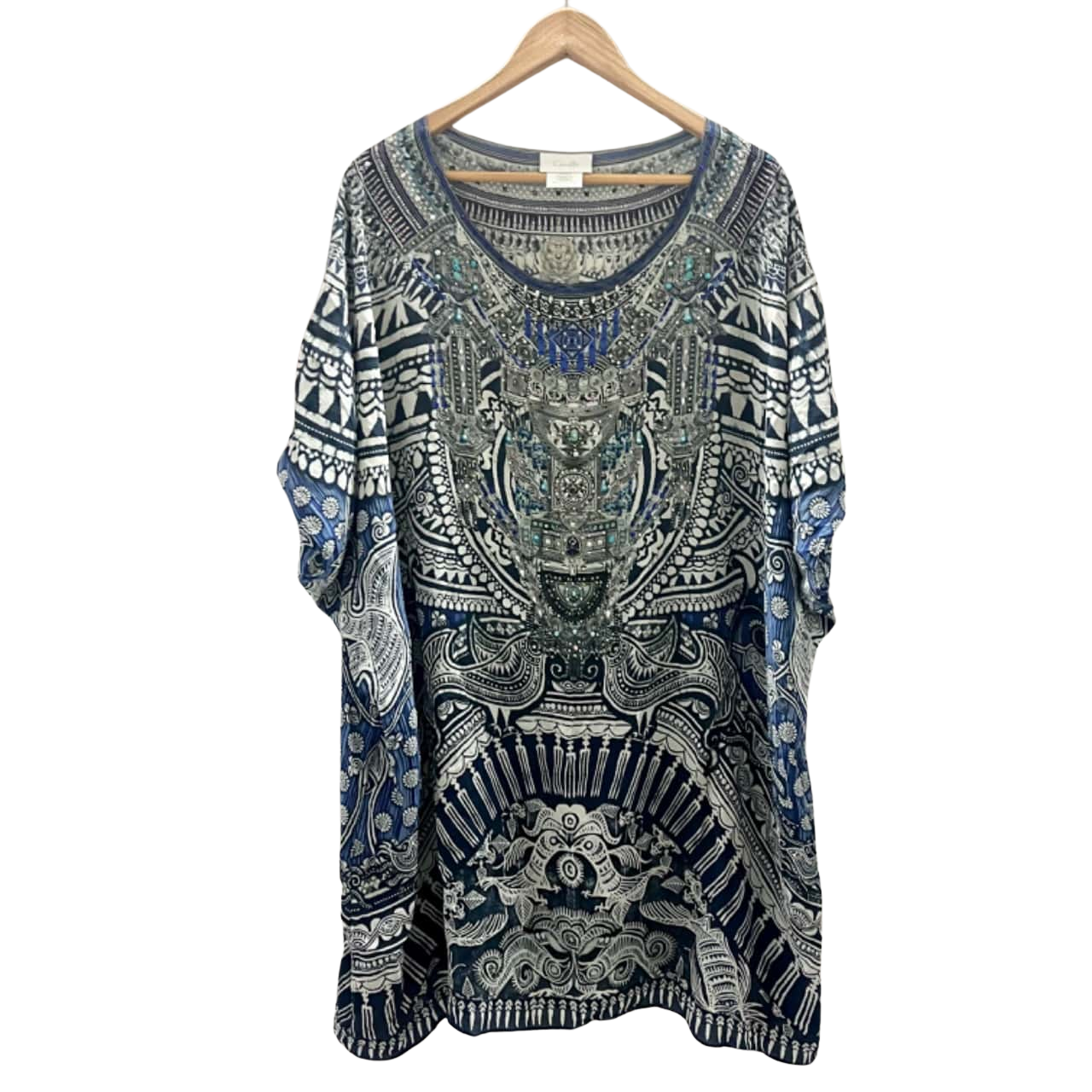 Camillia top gorgeous blue pattern/gems Size M(s)