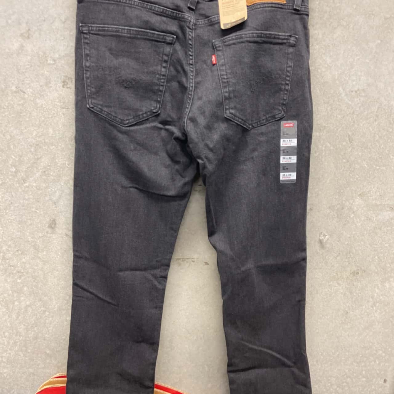 Levi's Mens Size 36 Straight Jeans Black (s)