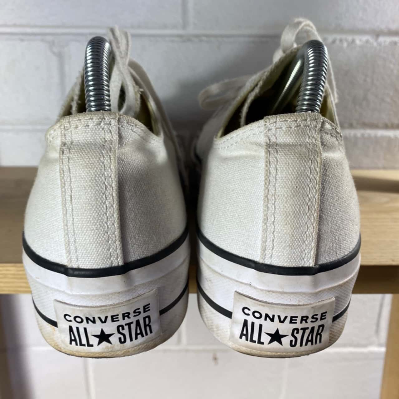 Converse Womens Platform Ctas Low Sneakers Size 7 9 White S