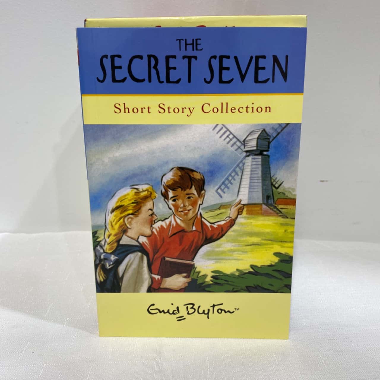 Enid Blyton ‘The Secret Seven’ Set of 16 Books(s)