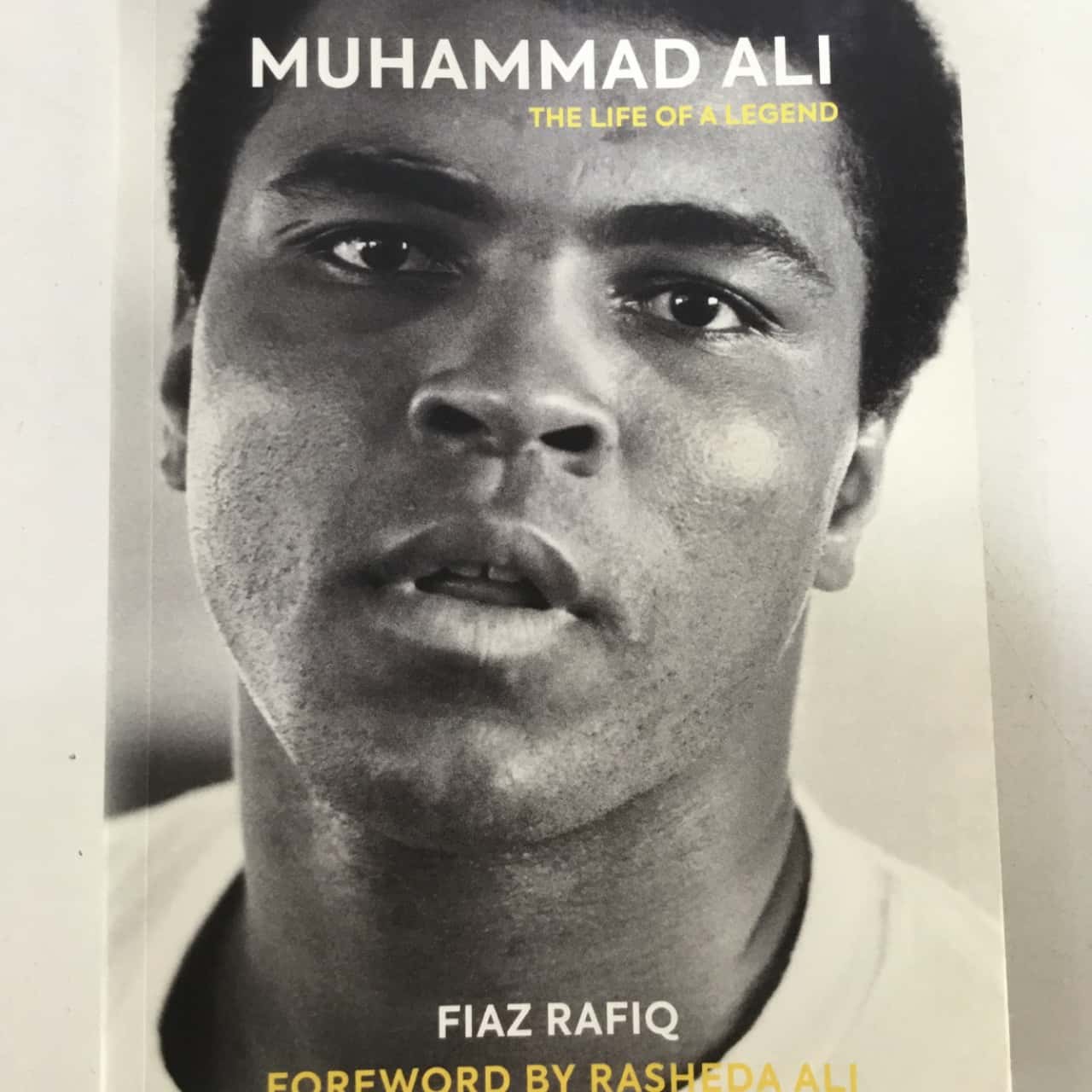 Muhammad Ali - The life of a legend book