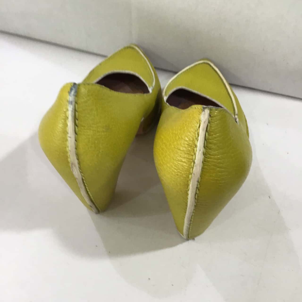 Camper Collab Pointed Yellow Leather Heels