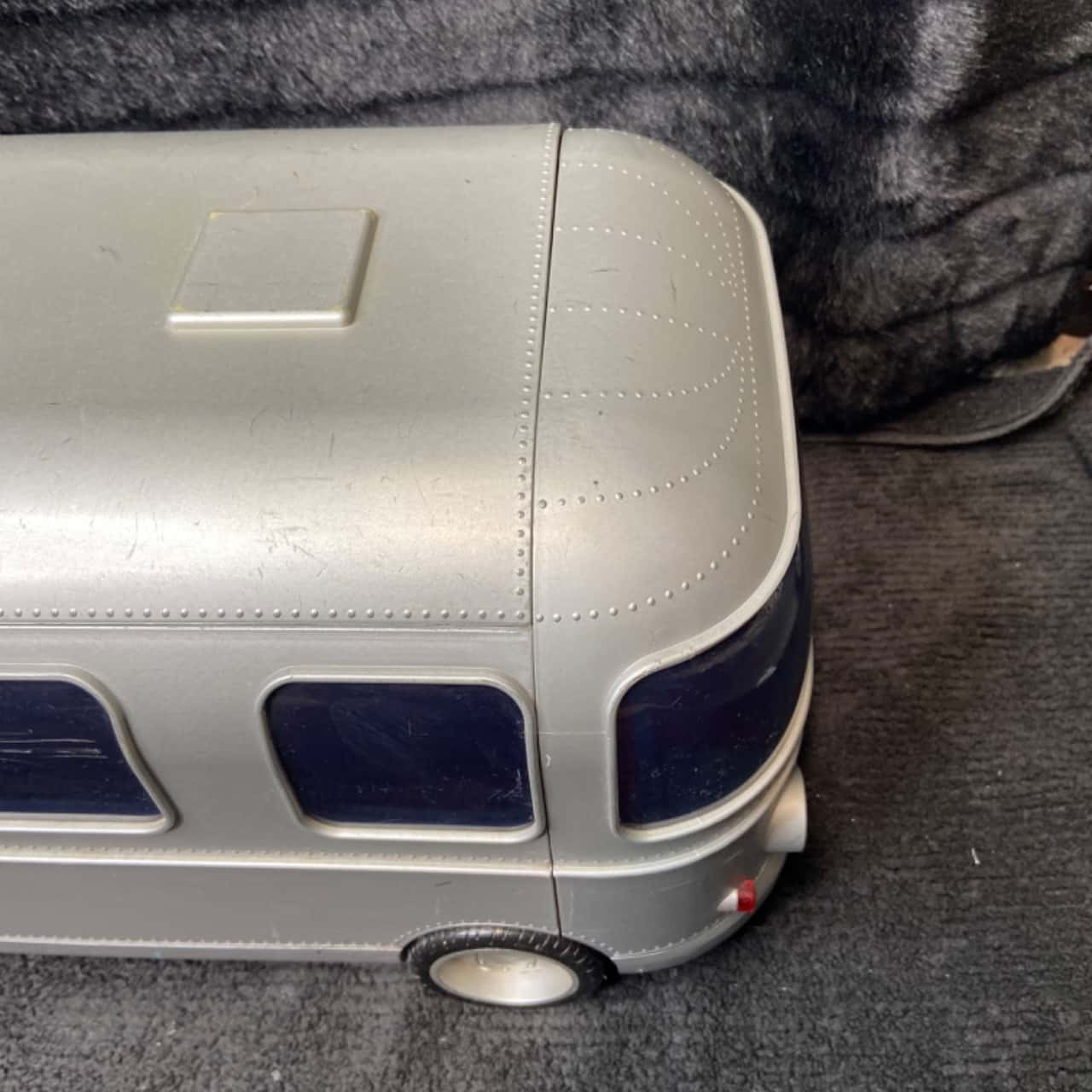 Bratz World Tour: 24 Inch Tour Bus - Silver